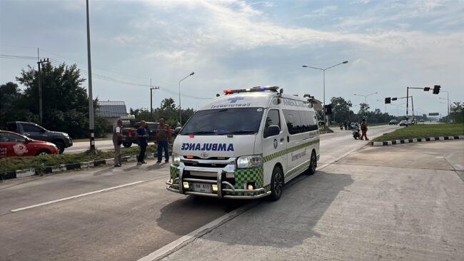 ชุมพร – ประเดิม 10 วัน อตร. สองผัวเมียซิ่งนรก.จยย.ทะลุกระจกรถฉุกเฉิน ร่วงคาที่ - หนังสือพิมพ์ ...